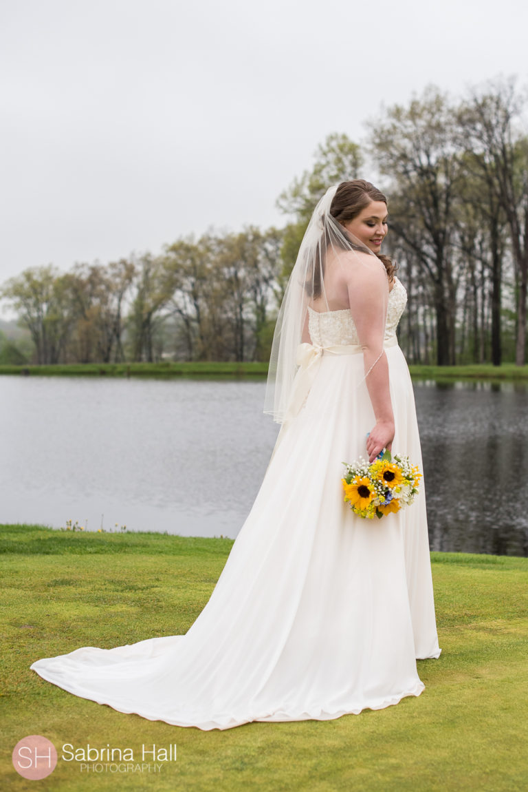 Kelsey & Brandon's Chenoweth Golf Course Wedding - Akron Wedding ...