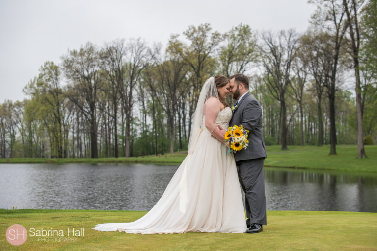 Kelsey & Brandon’s Chenoweth Golf Course Wedding