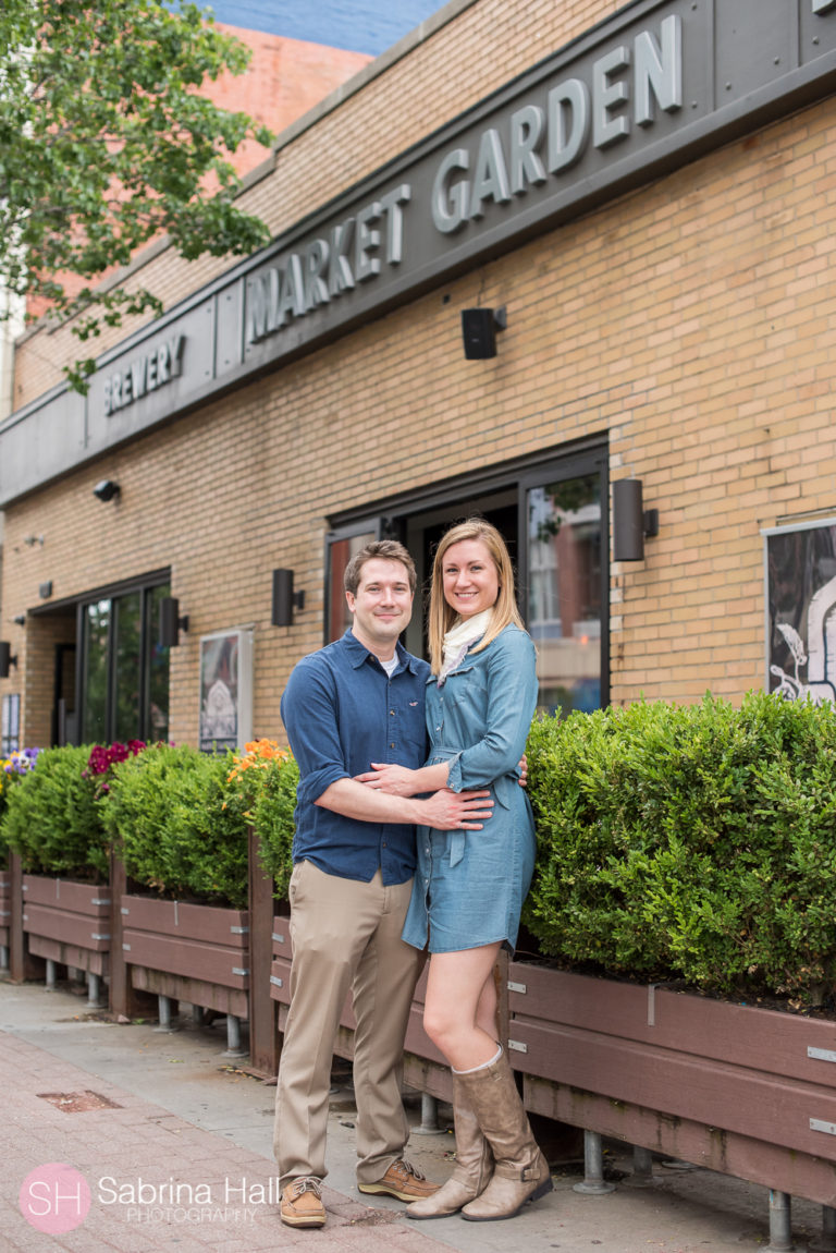 Jen + David's Cleveland Ohio Engagement Session - Akron Wedding ...